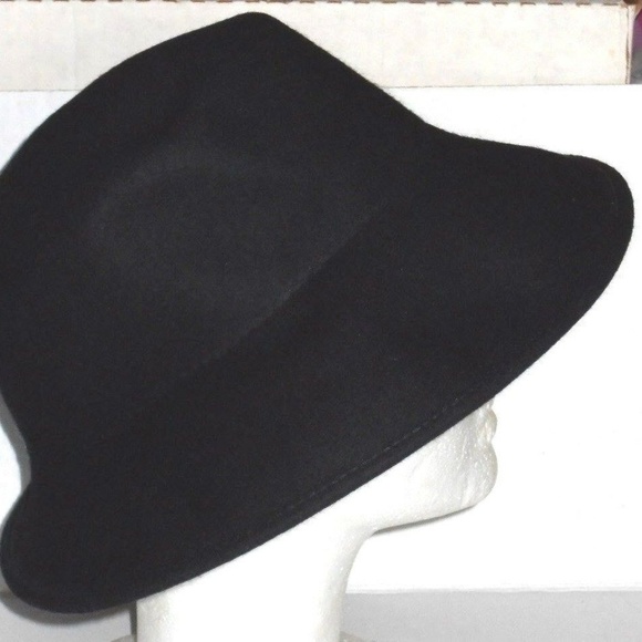 Bentley | Accessories | Vintage Rare 0 Wool Felt Wide Brimrim Hat ...